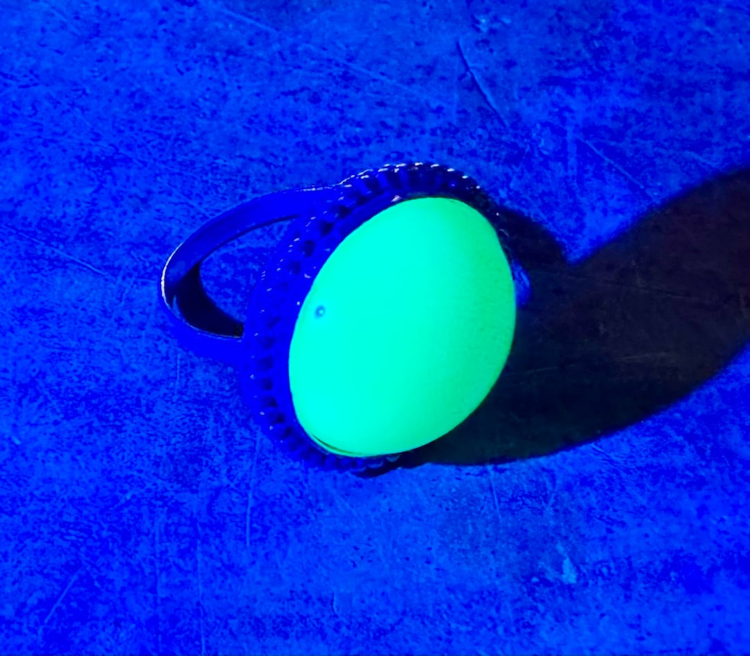 Uranium Glass Ring Magical Blue Green Opal UV Glow 18mm Cabochon ...