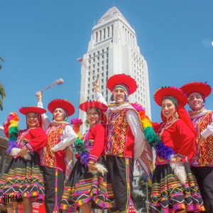 Traditional Peruvian Dress, "valicha" Costume, Typical "valicha ...