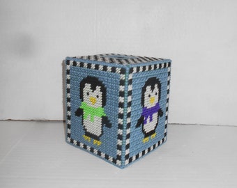 Holiday Penguins Tissue Box Cover Plastic Canvas Pattern Kit Design ...
