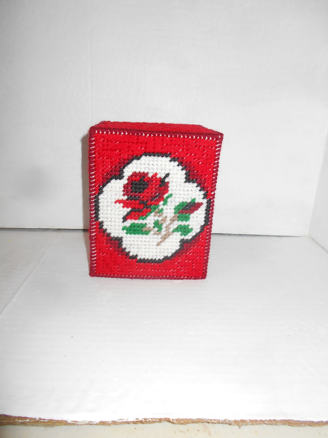 Red Rose Tissue Box Cover - Etsy