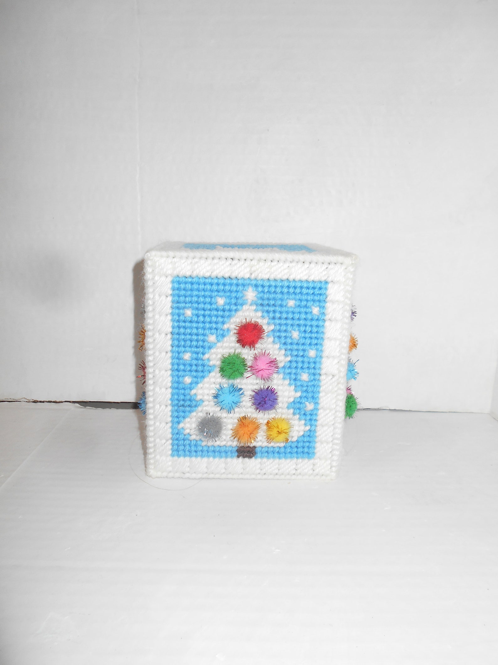 Pom Pom Christmas Tree Tissue Box Cover - Etsy
