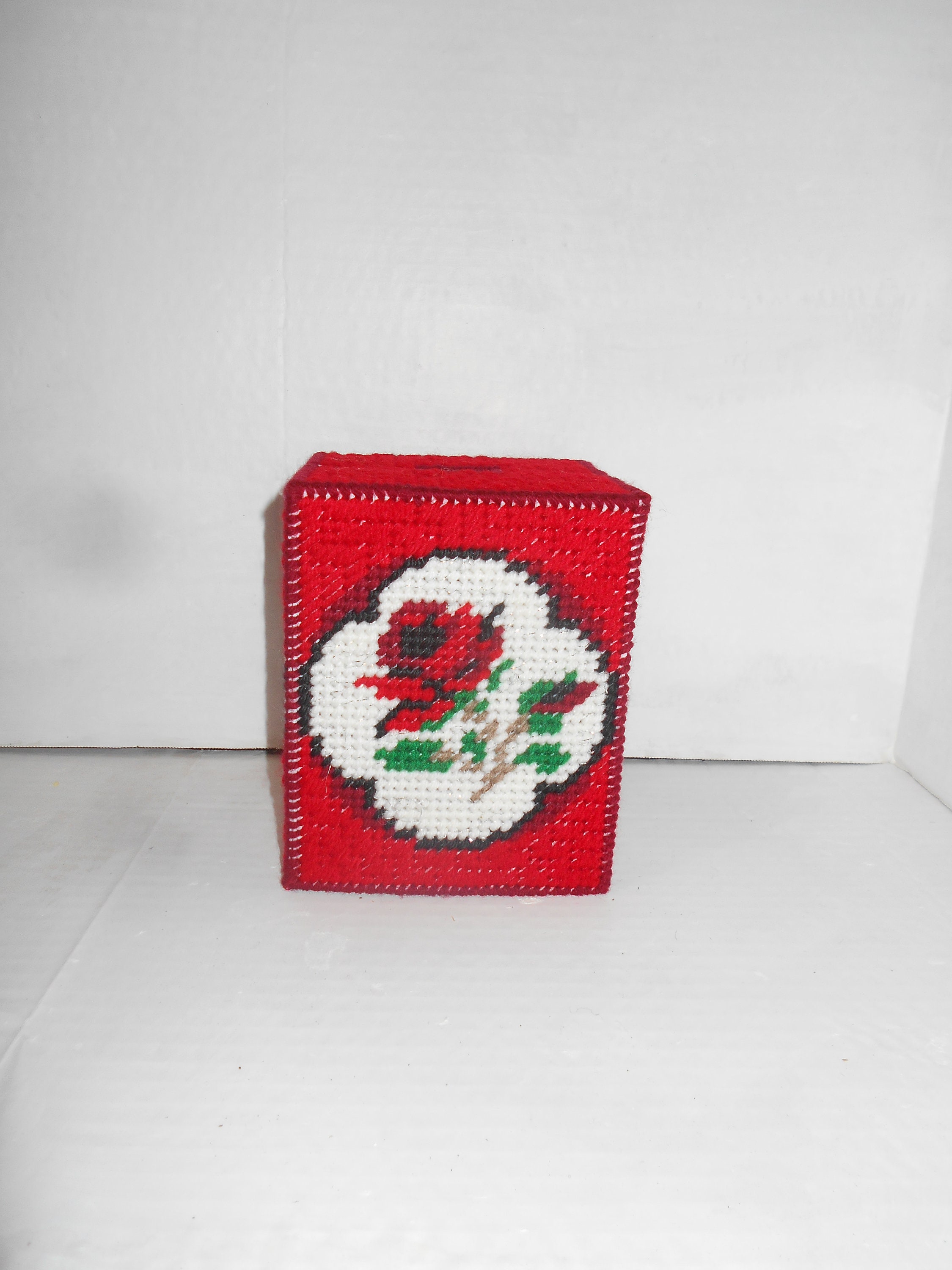 Red Rose Tissue Box Cover - Etsy