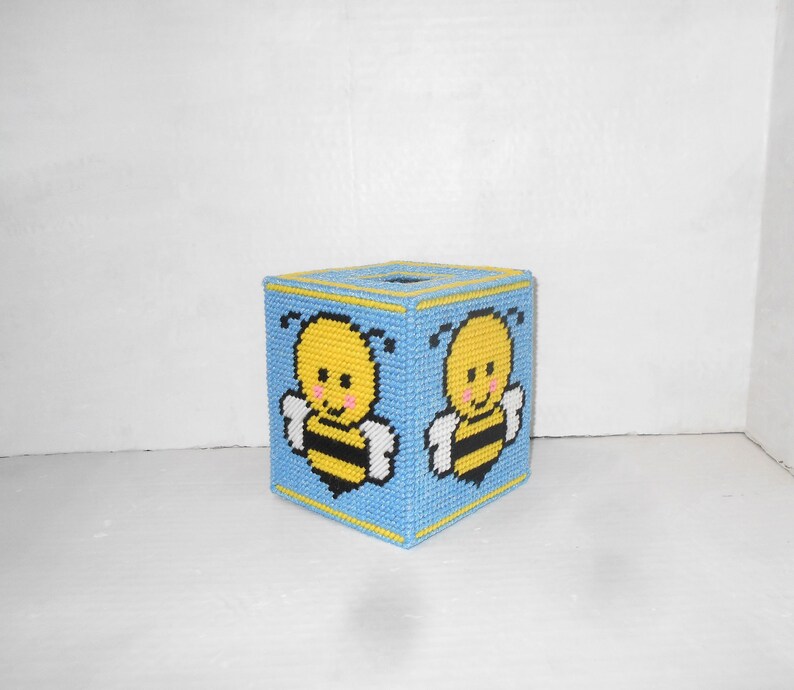 Bumble Bee Tissue Box Cover - Etsy