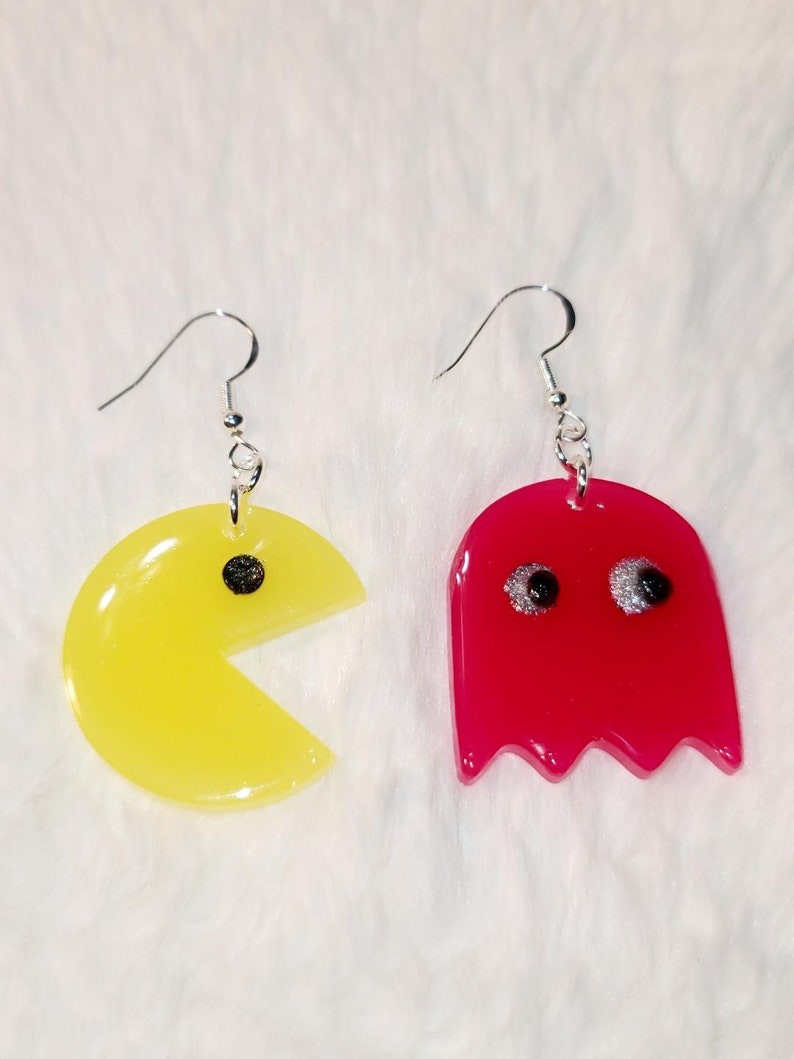 Retro Pac-man & Ghost Resin Earrings Fun 80s Arcade-inspired Jewelry ...