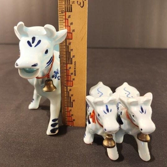 Vintage Set of Delft Cows With Bells Creamer and Salt and Pepper ...