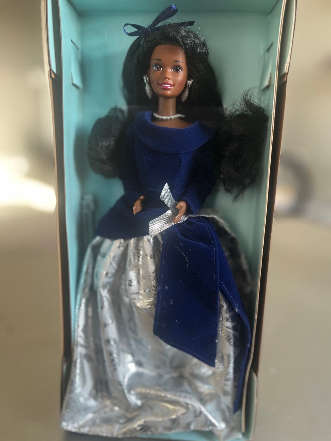 1995 Avon Winter Velvet Barbie - Etsy
