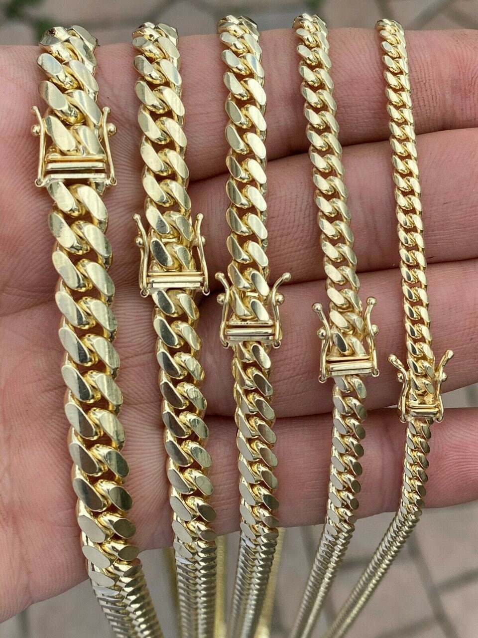 Cuban link chain lock store