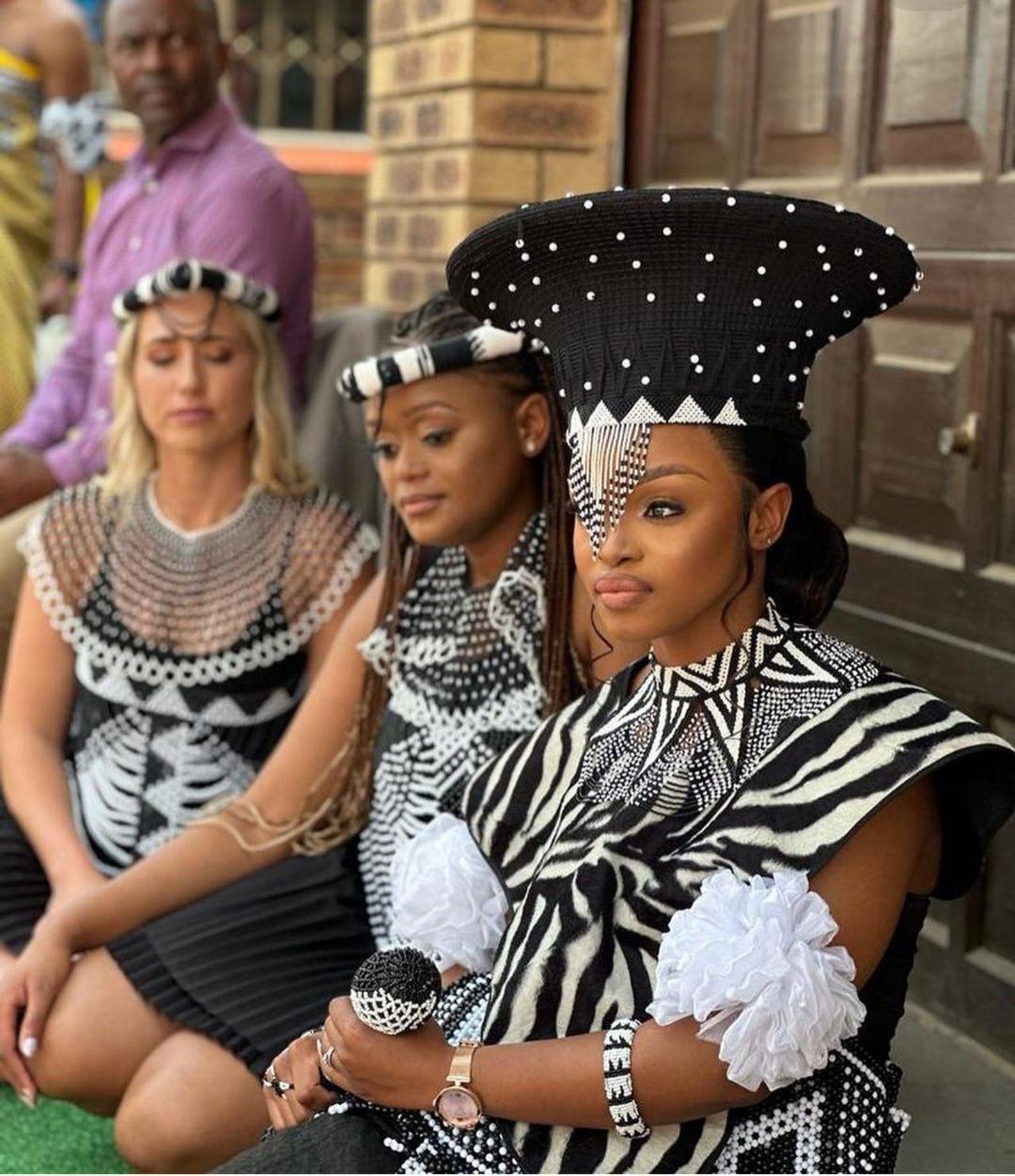 7 Piece Black and White Zulu Beaded Outfit - Etsy