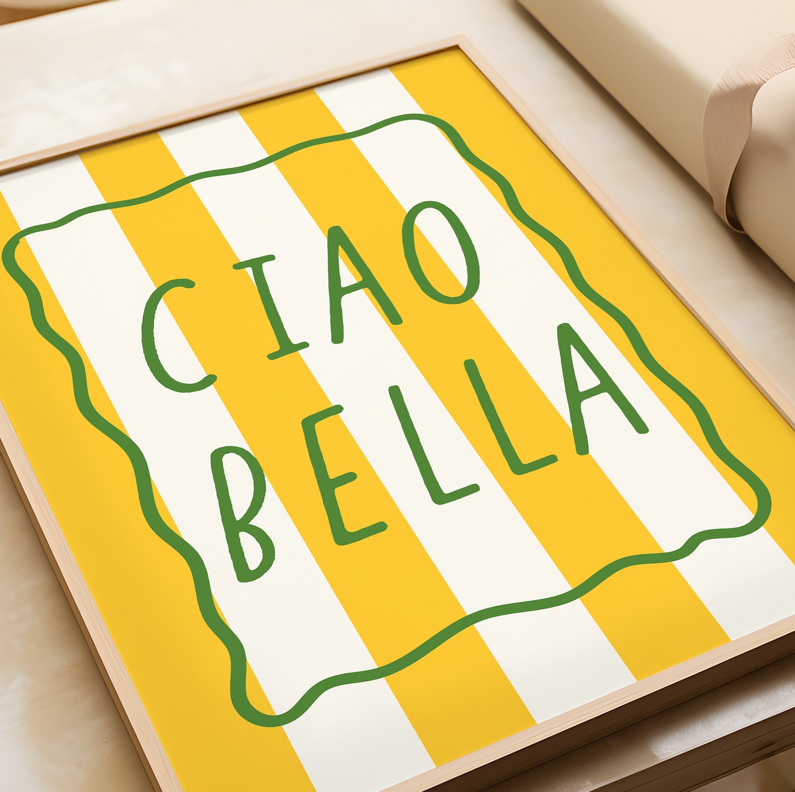 Retro Italian Quote Ciao Bella Print, Trendy Pastel Yellow and Green ...