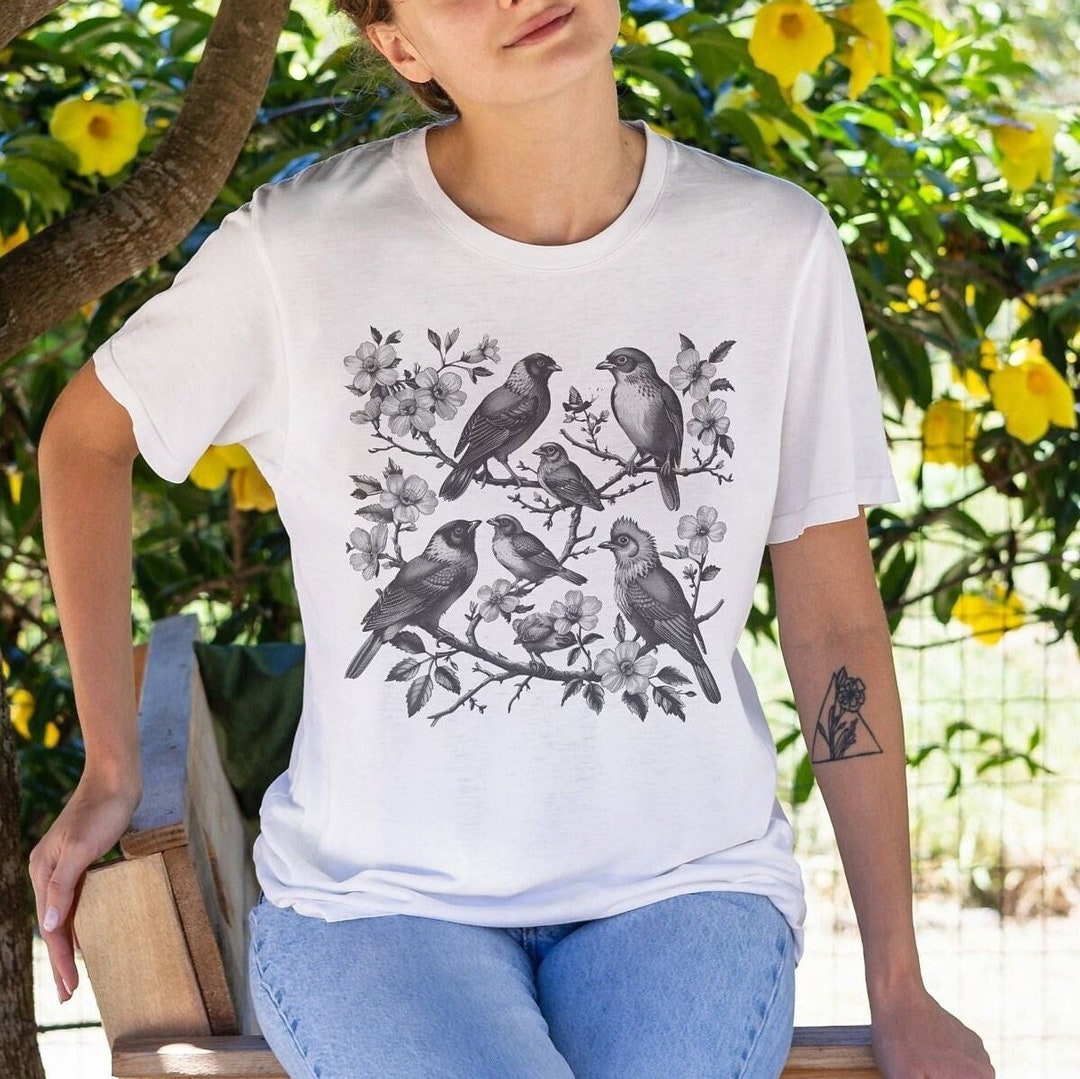 Vintage Bird Tee, Beautiful Design Tee, Sleek Ornithologist Shirt, Bird ...