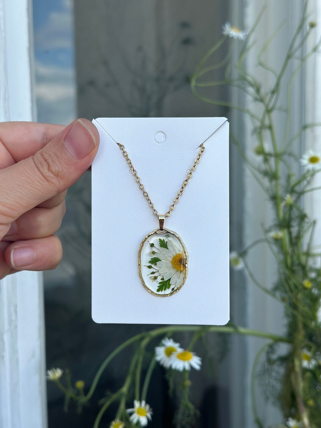Real Daisy Flower in Resin Necklace, Dainty Daisy Floral Necklace ...