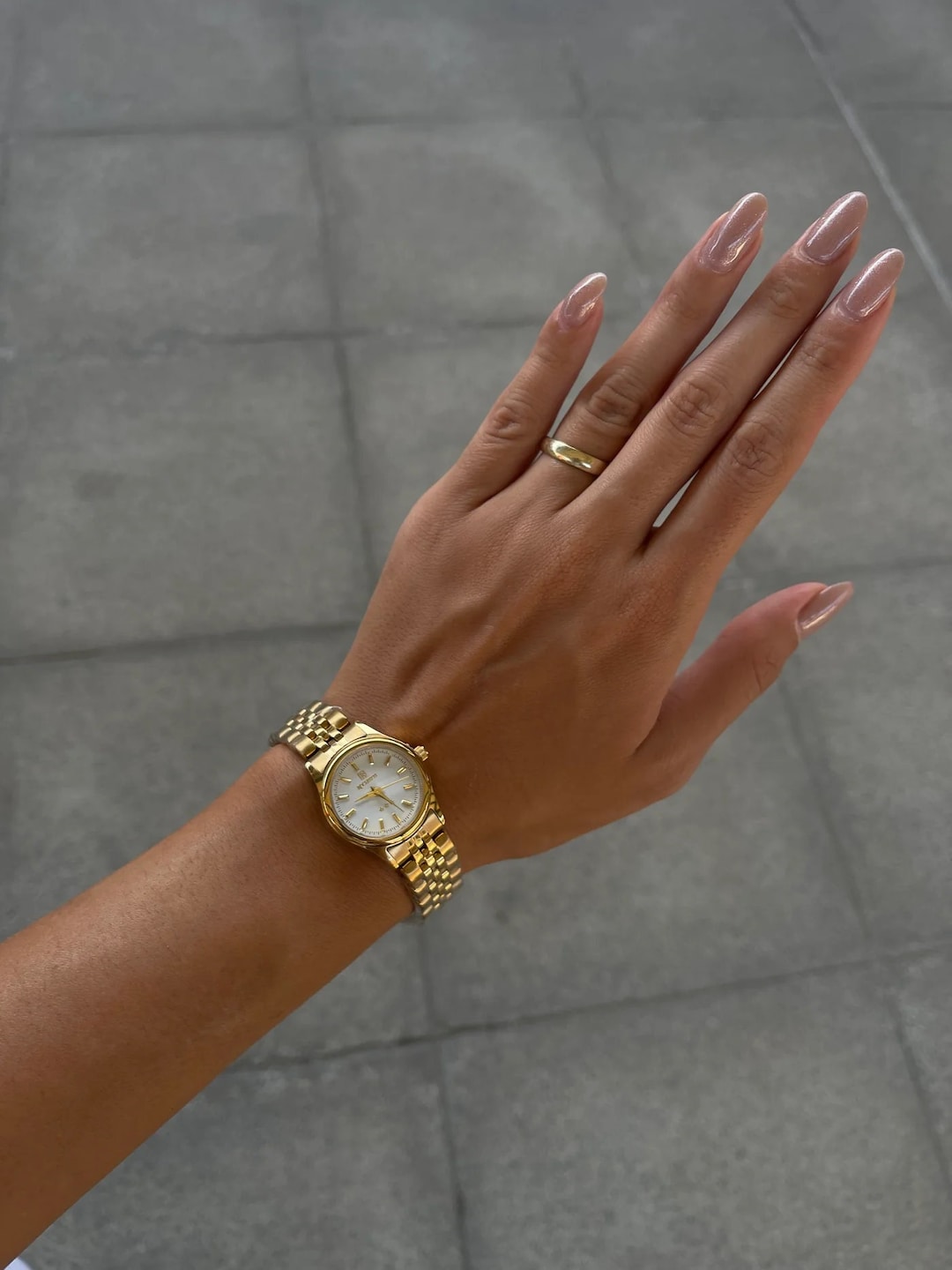 Best Quality Basic Small Stylish Gold Women's Watch, Ladies Watches ...