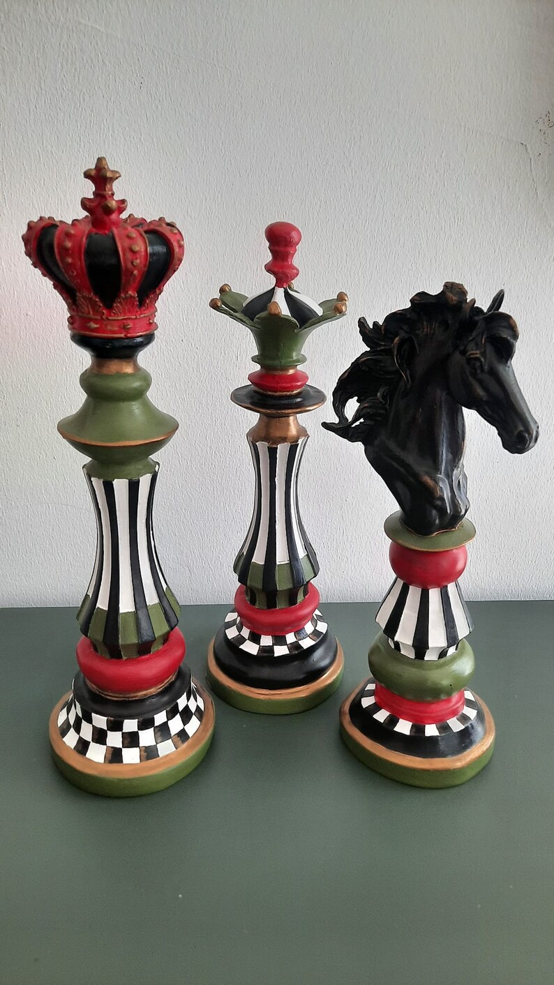 Chess Figurine Set Statue 15,7'', Queen and Knight Figurine - Unique ...