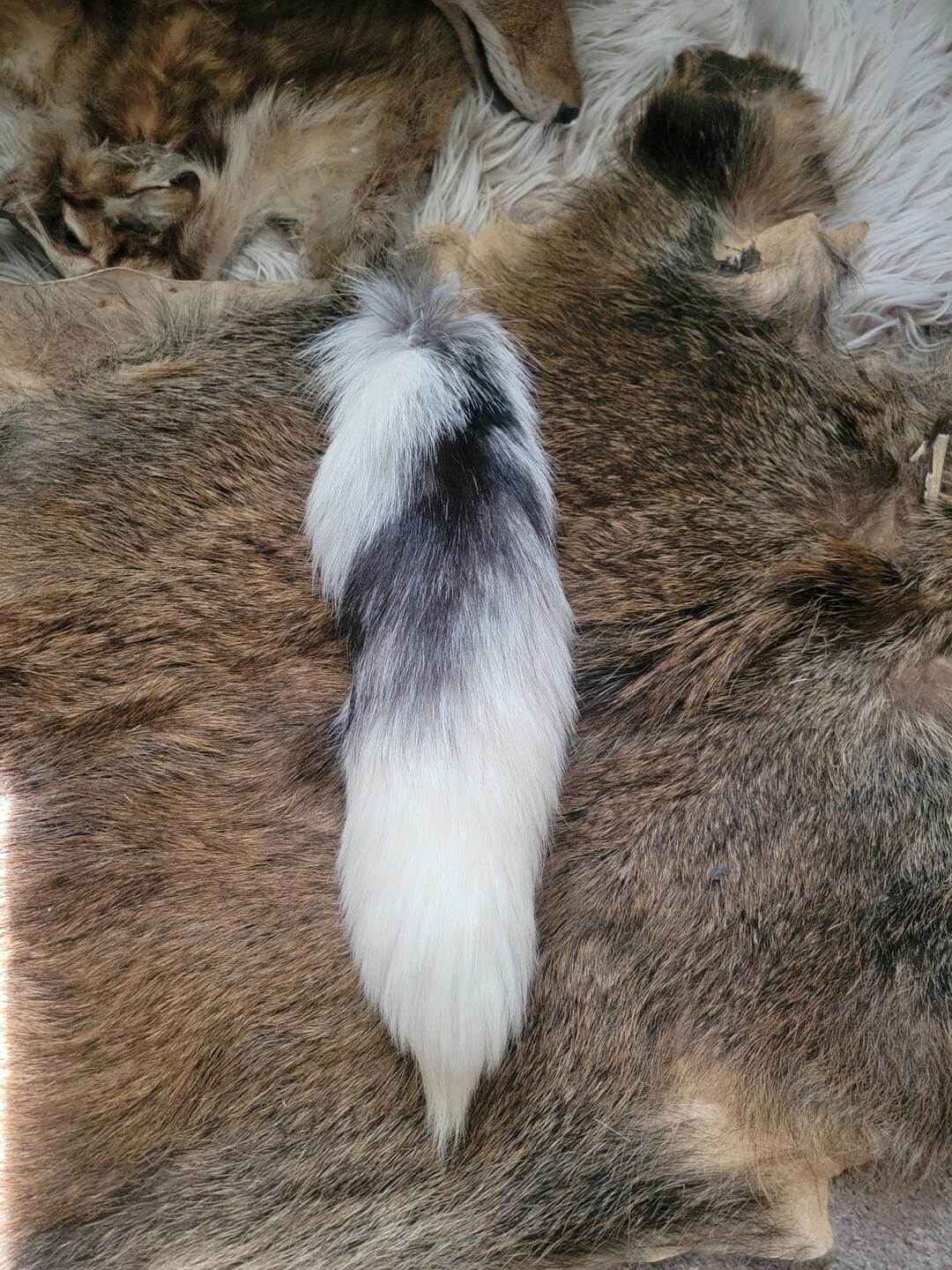 Arctic Marble Fox Tail Keychain - Etsy