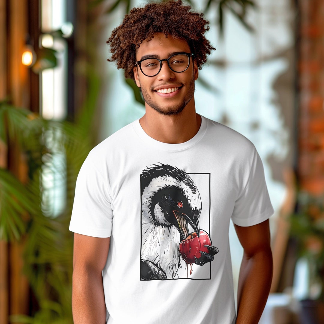 Tux the Linux Penguin Eating an Apple T-shirt Unisex Present Tee for ...