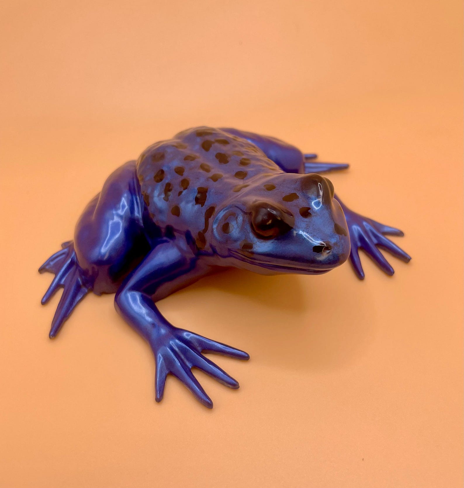 Exotic Frogs Figurines - Iridescent Collectible Frogs in Stunning ...