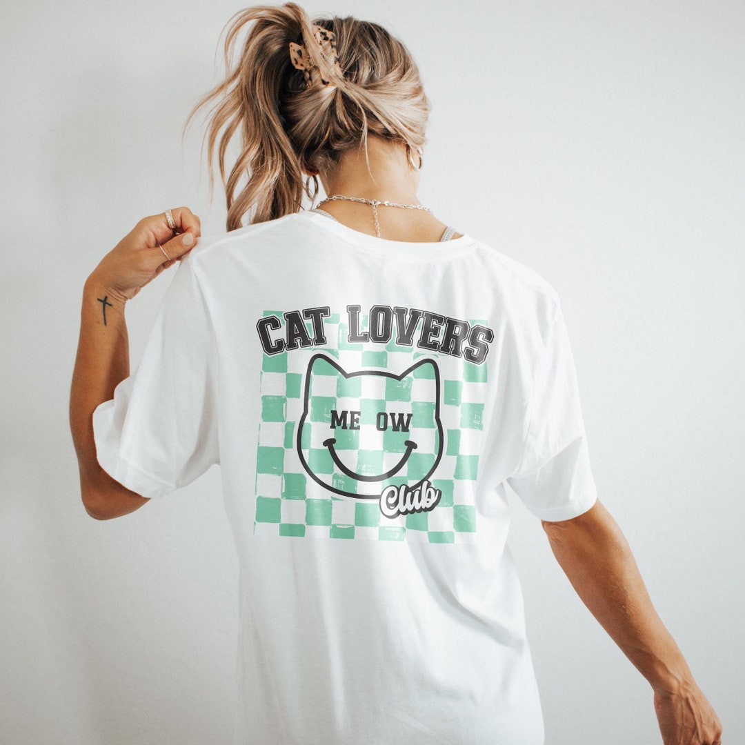 Personalized Cat Mom Shirt, Custom Cat Name Tee, Cat Mom Gift, Trendy ...