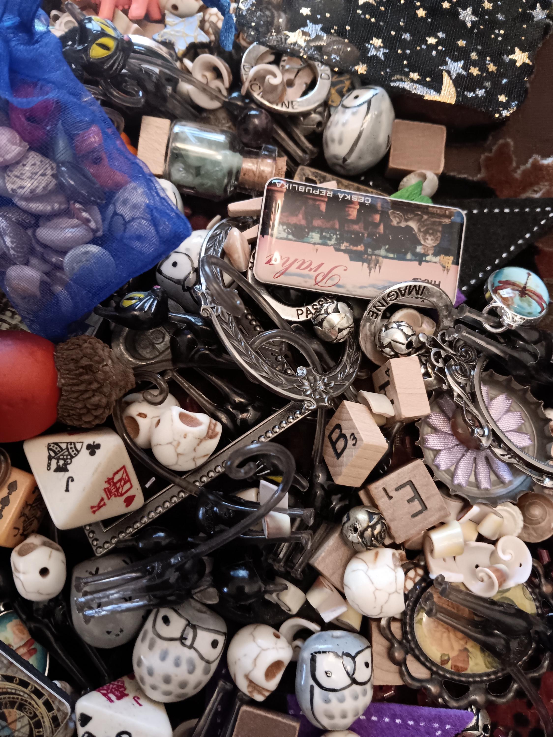 Crow's Confetti - Etsy