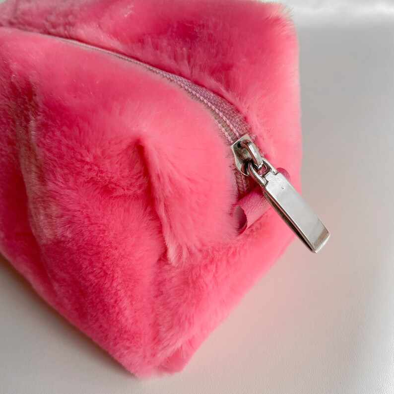 TEDDY MAKEUP BAG Boxy Bag, Travel Skincare Bag, Fluffy Toiletry Bag ...