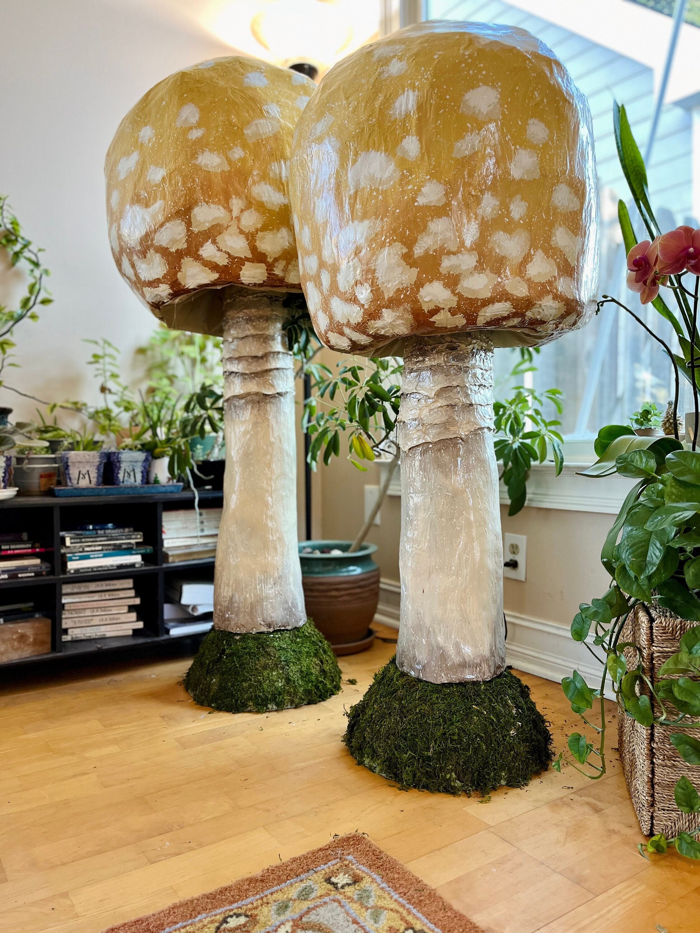 Giant Mushrooms Enchanting 4-5 Ft Tall Mushroom Sculptures Perfect for ...
