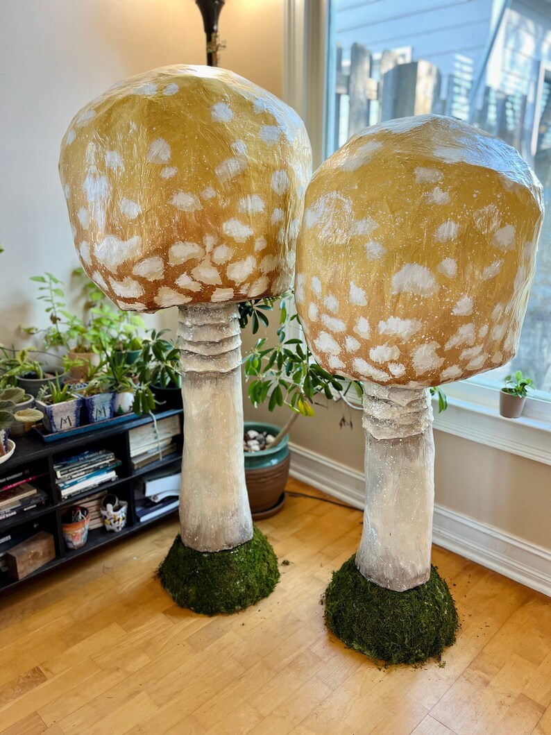 Giant Mushrooms Enchanting 4-5 Ft Tall Mushroom Sculptures Perfect for ...