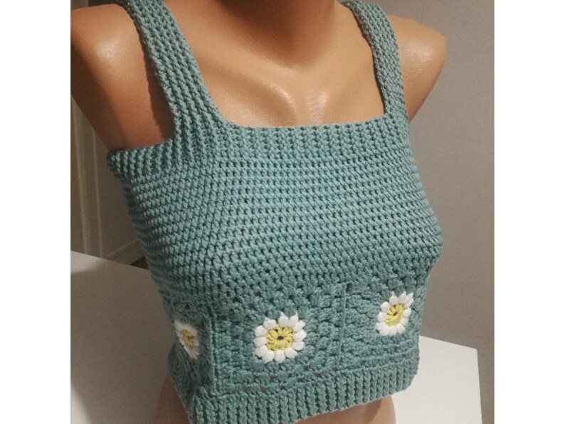 Hand-knitted Daisy Crop Top Chic Green Crochet Top in Standard Size - Etsy