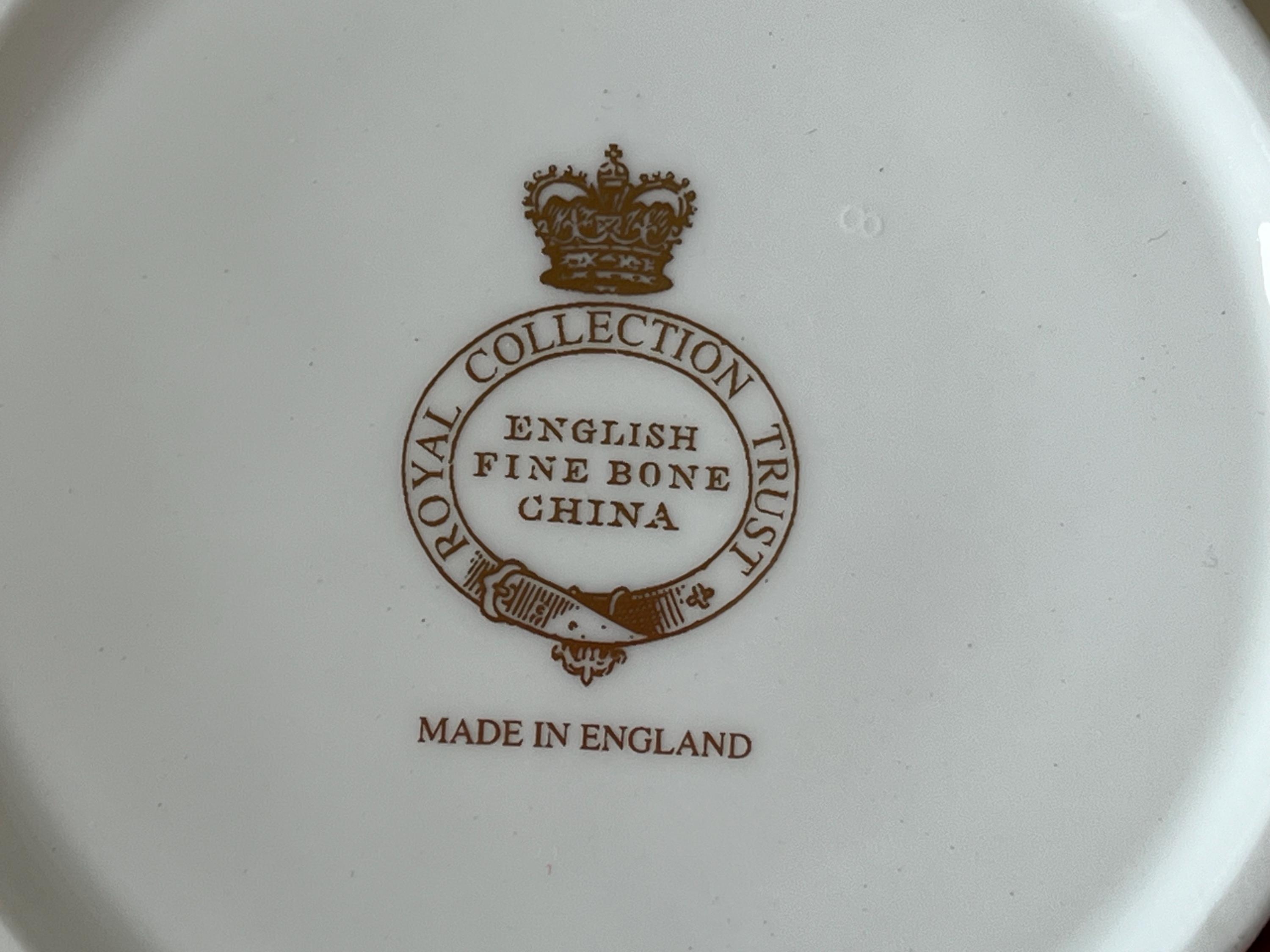 Royal Collection Trust Longest Reigning Monarch Bone China Mug Queen ...