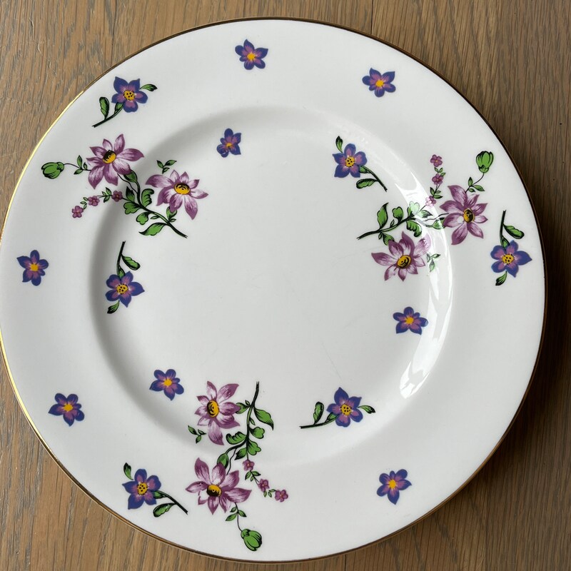 Victoria Bone China England - Etsy
