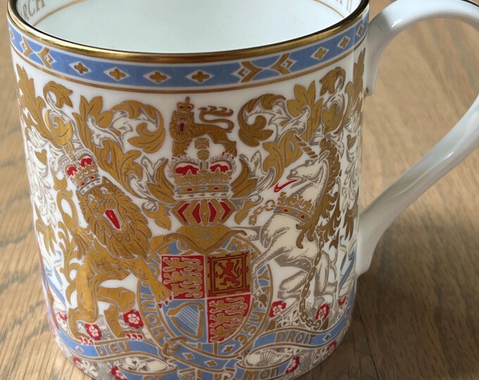 Royal Collection Trust Longest Reigning Monarch Bone China Mug Queen ...