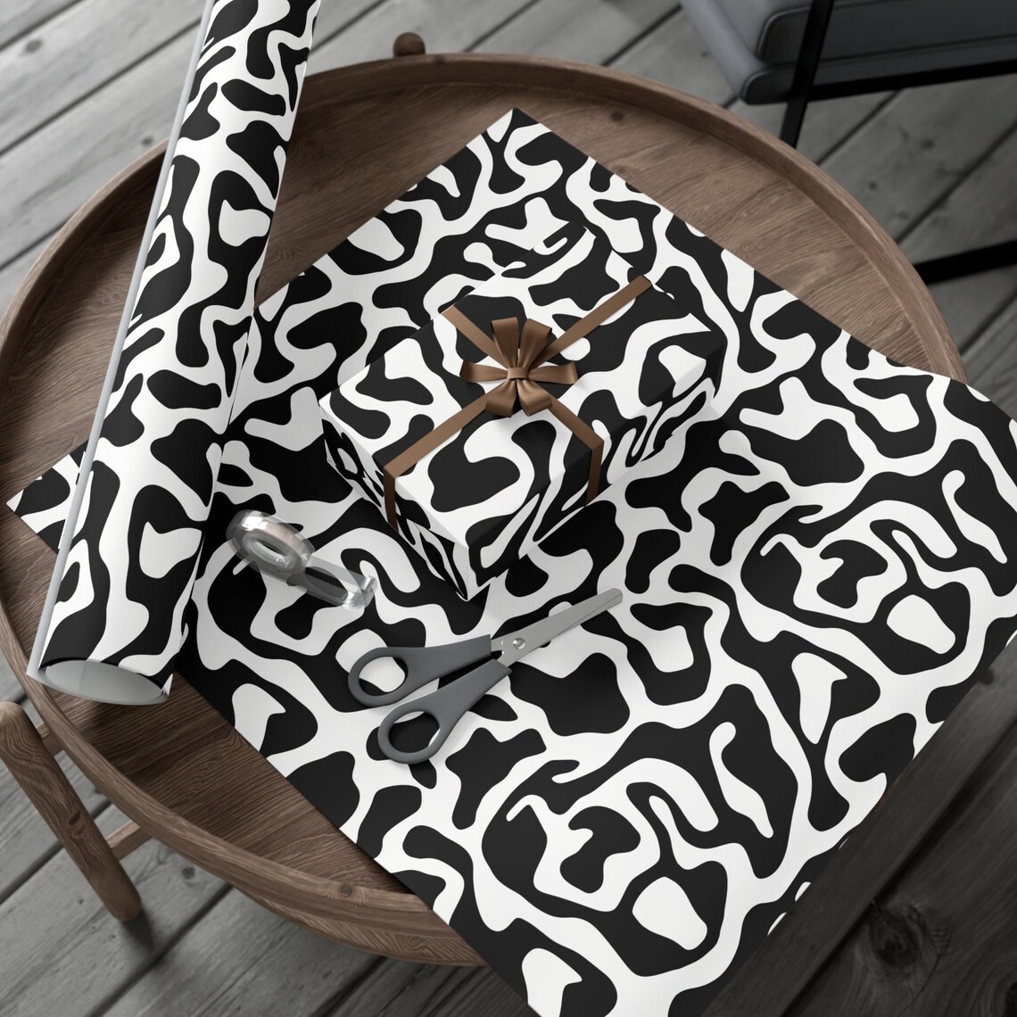 Black and White Abstract Wrapping Paper, Modern Minimalist Gift Wrap ...