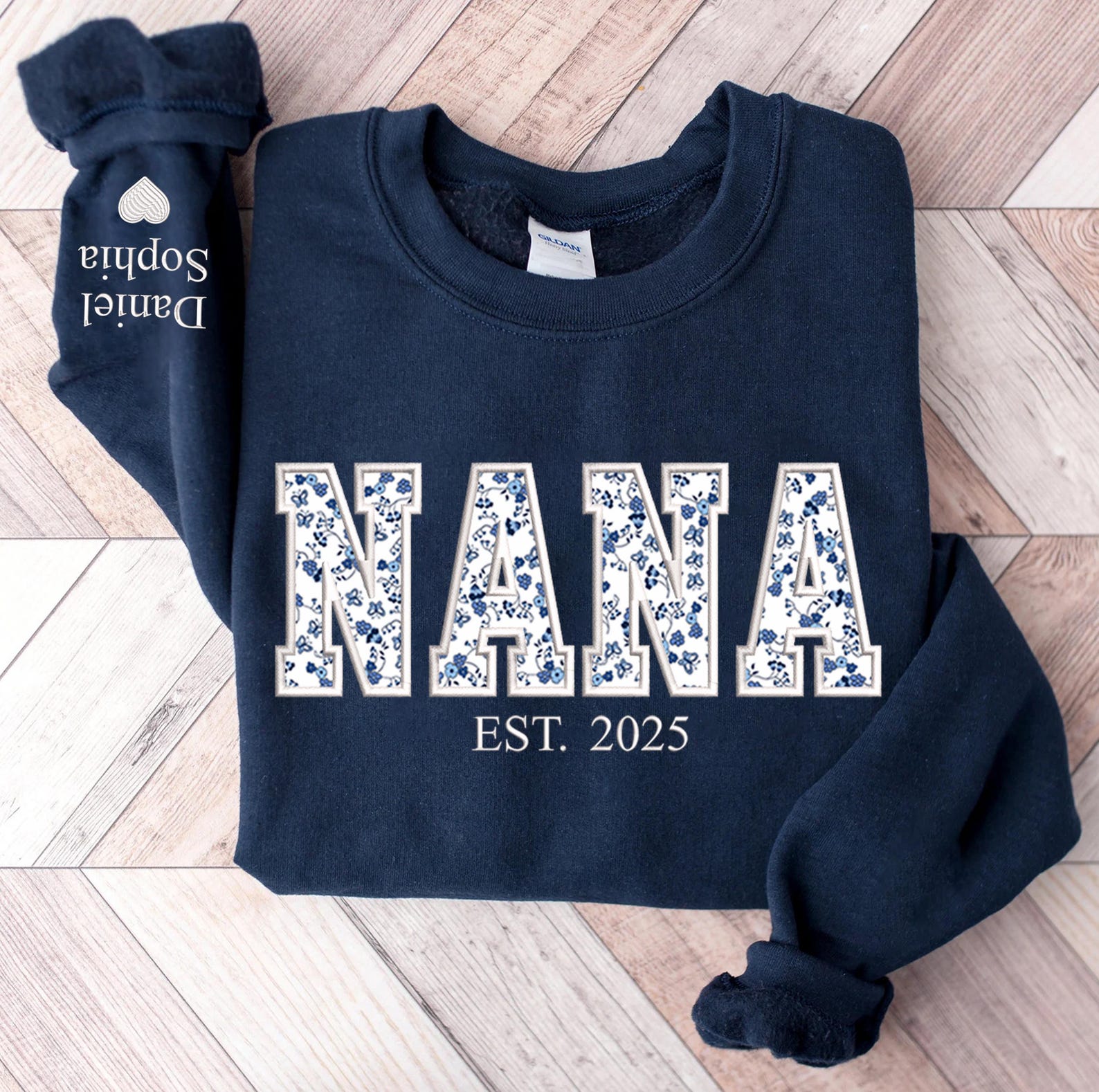 Custom Embroidered Nana Sweatshirt - Floral Appliqué Nana Crewneck ...