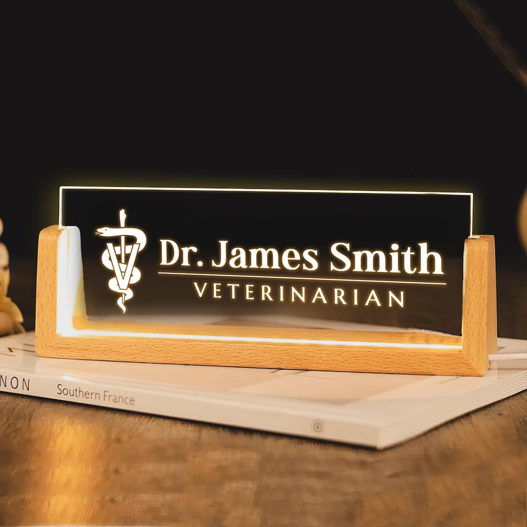 Veterinarian Desk Name Plate, Custom Vet Office Sign, Personalized ...