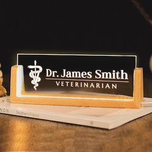 Veterinarian Desk Name Plate, Custom Vet Office Sign, Personalized ...