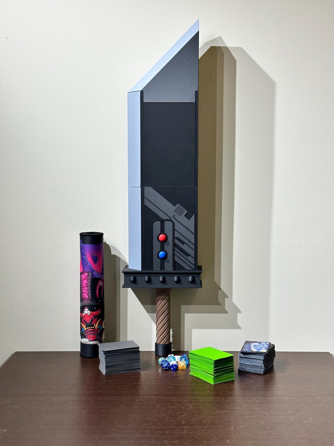 FF7 Giant Buster Sword Commander Deck Box, Cloud Strife Final Fantasy 7 ...