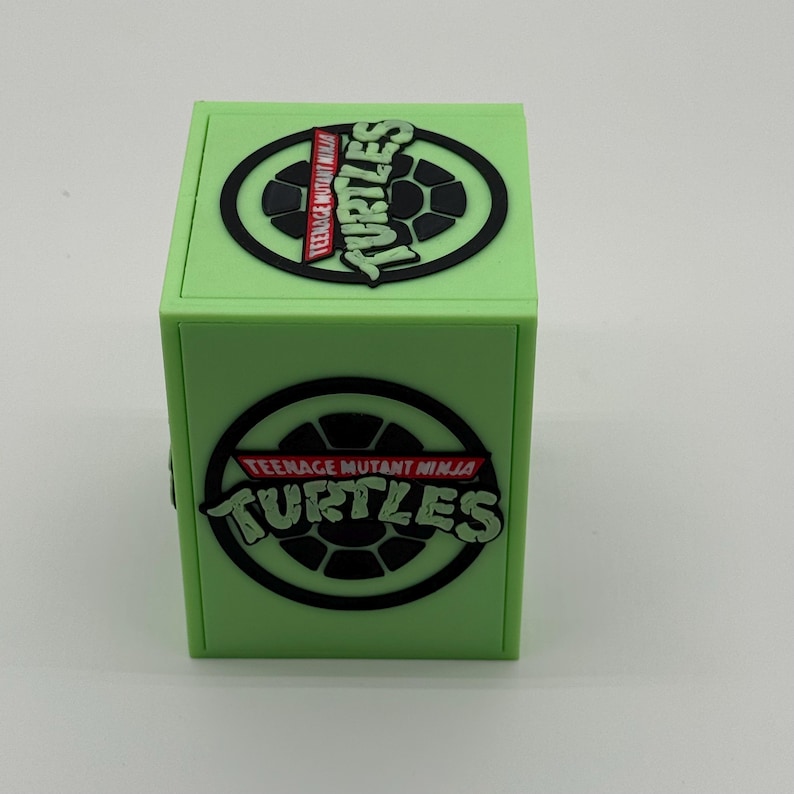 TMNT Glow in Dark MTG Commander Deck Box, Double Sleeved Cards, Sturdy ...