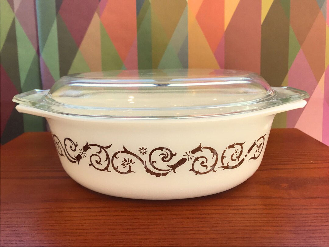 Vintage 1960s PYREX Empire Scroll Casserole or Vines 043 W/ Glass Lid ...