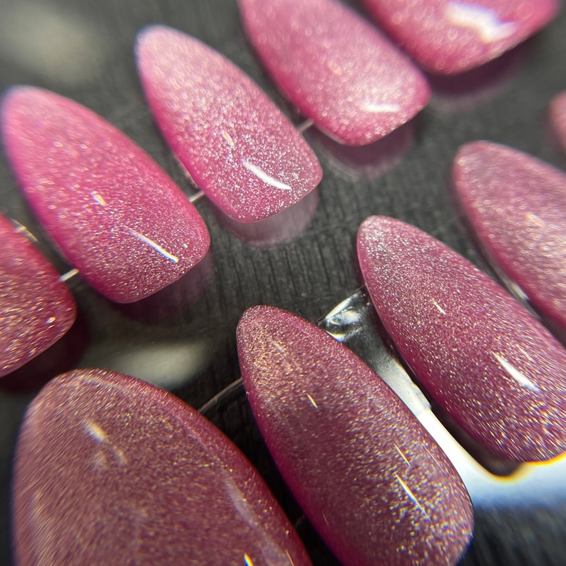 Cateye Nails Magnetic Reflective Nails Press on Nails Luxury Nails Hand ...