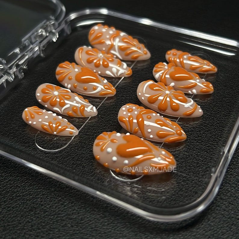 Talavera Nails | Mexican Tile Nails| Barro Nails | Press-ons | Mexican ...