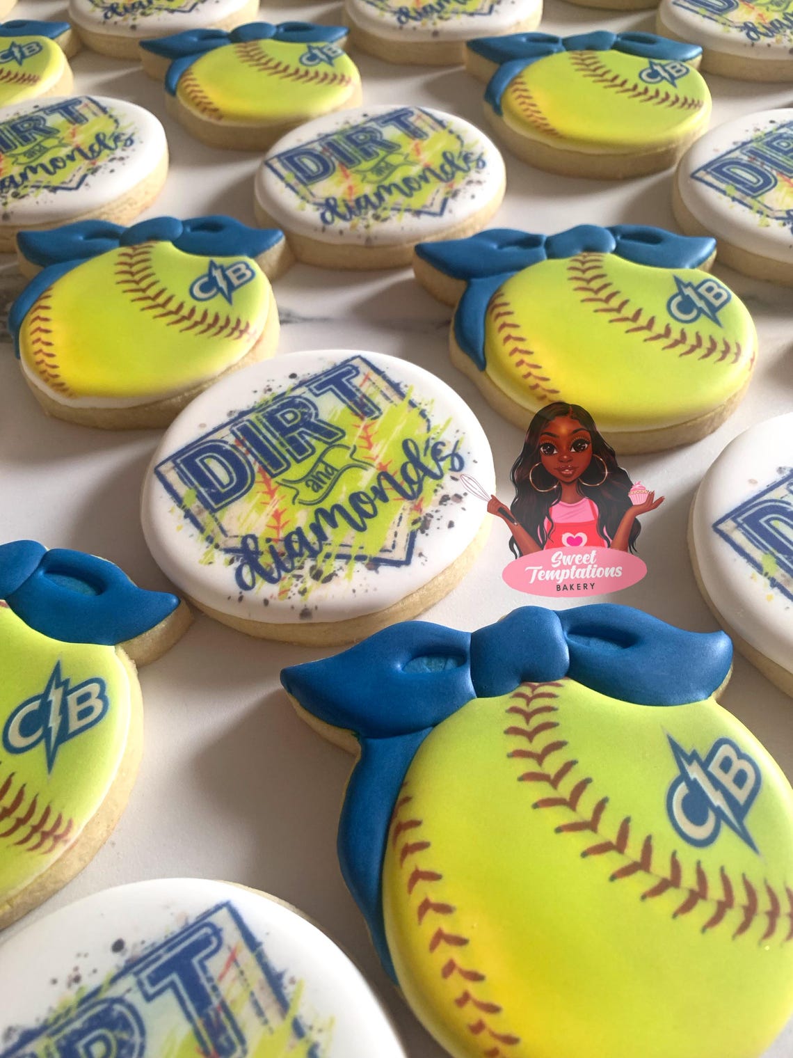 Custom Girls Softball Sugar Cookies – Personalized Team Colors & Logo ...