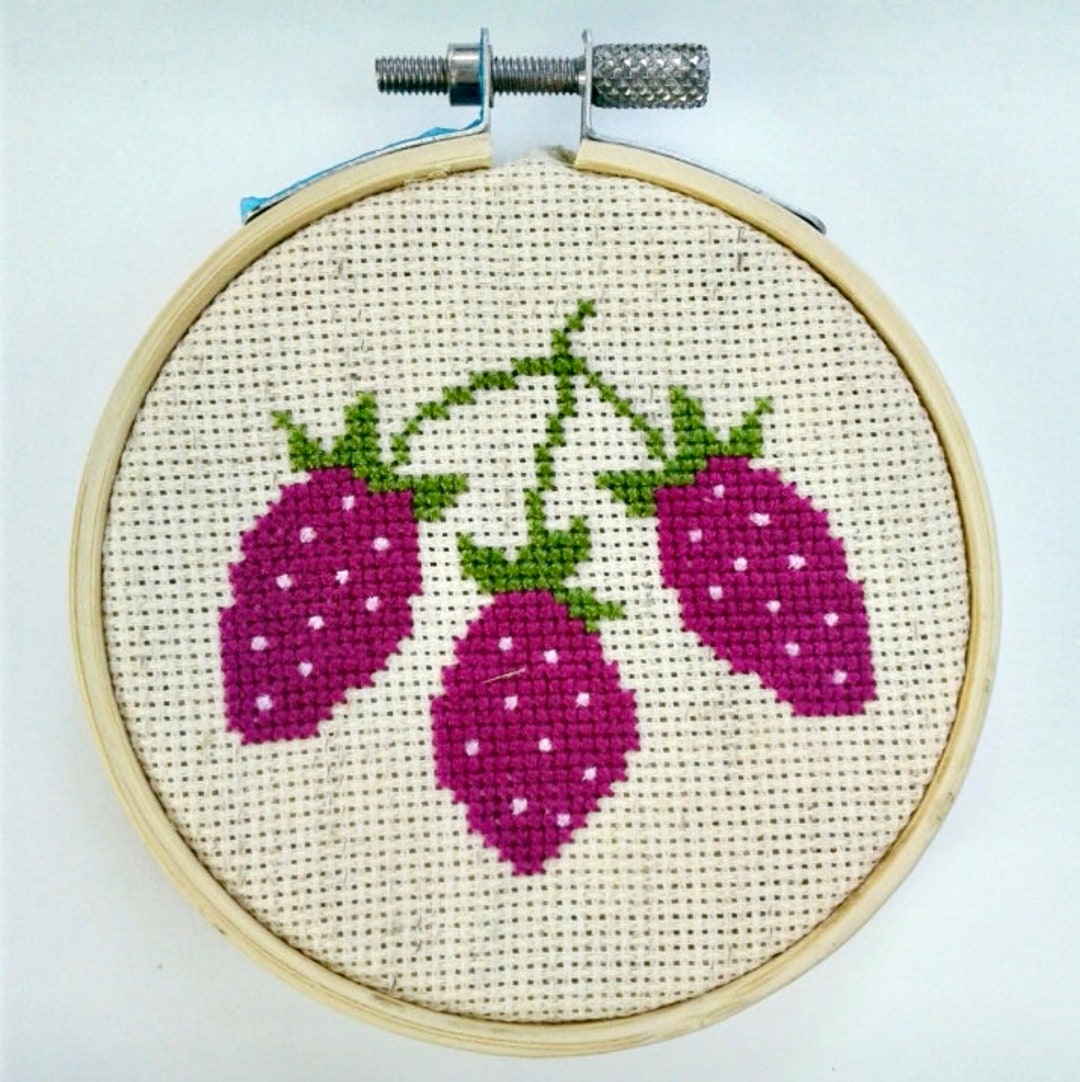 Strawberry Cross Stitch Pattern - Etsy