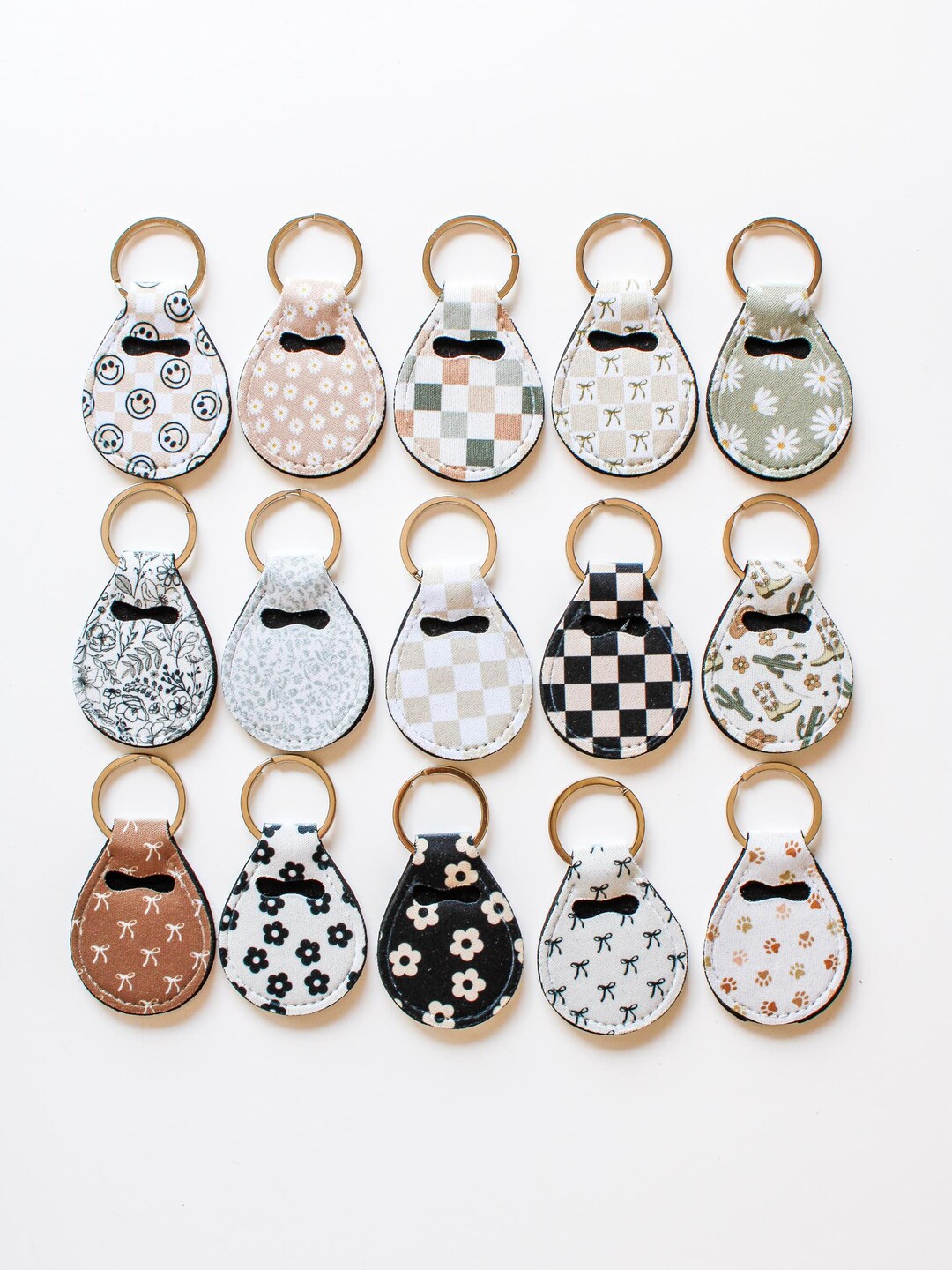 Aldi Cart Quarter & AirTag Holder Keychain, Preppy Floral Retro Grocery ...