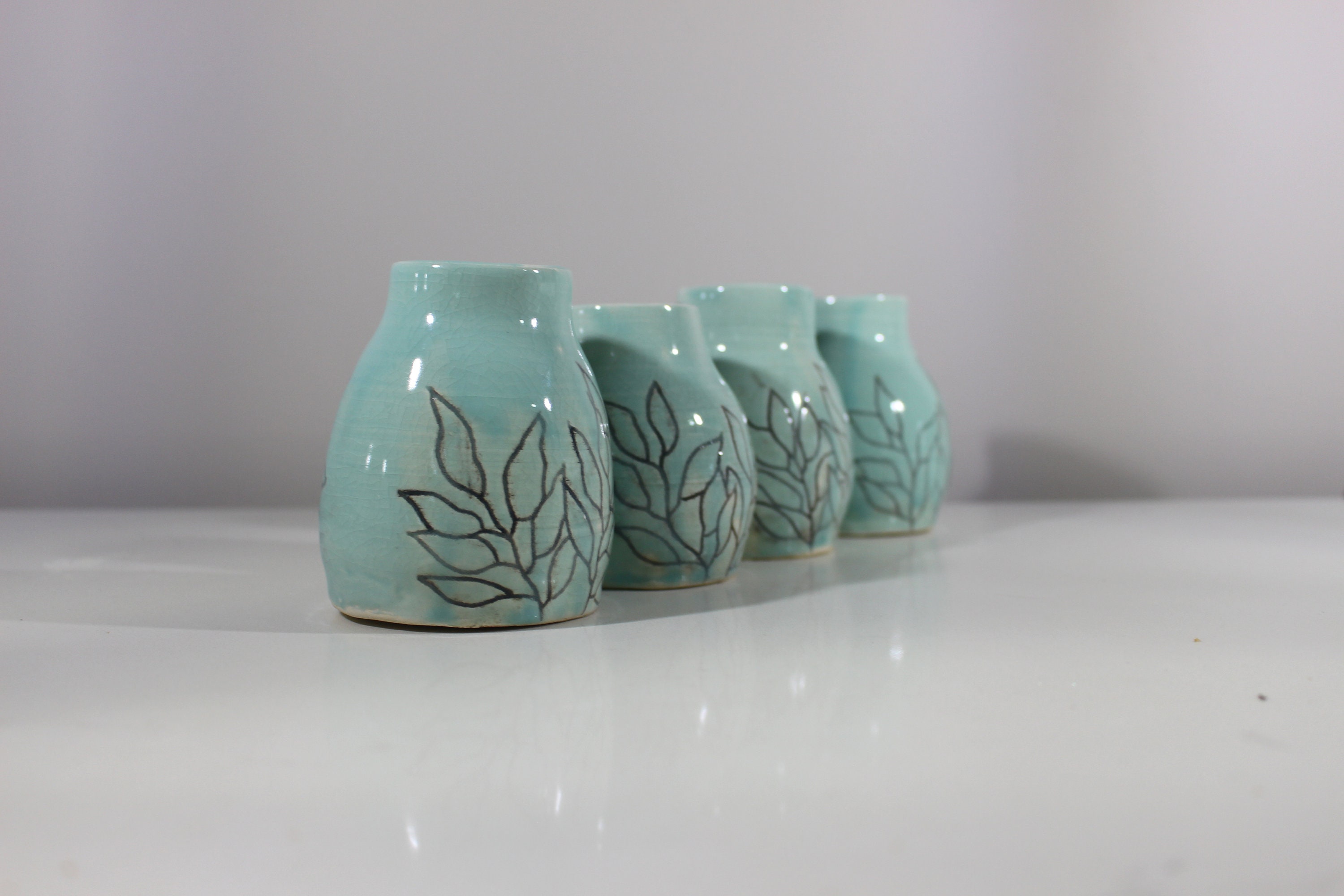 4 Piece Connected Ceramic Vases Carved Leaf Pattern Cluster Ceramic ...