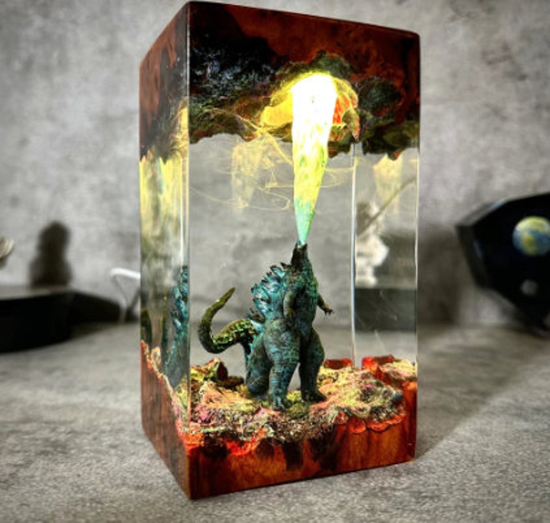 Godzilla Monster and Atomic Breath Resin Lamp Diorama, Diorama Resin ...