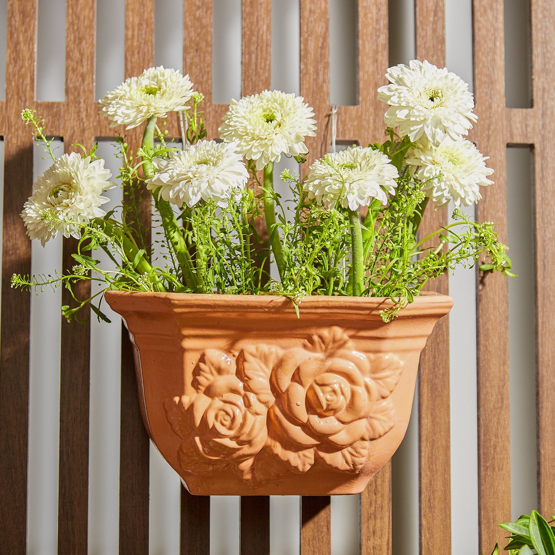 Rosehaven Wall Planter in Terracotta - Wall Pocket Planter for Plants ...