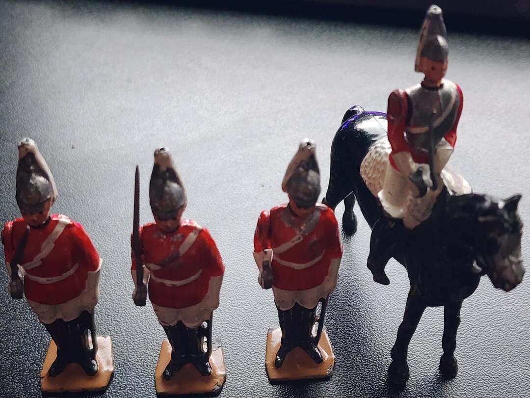 Britain's Toy Soldiers 3 Standing Soldiers and 1 Horse Soliders - Etsy