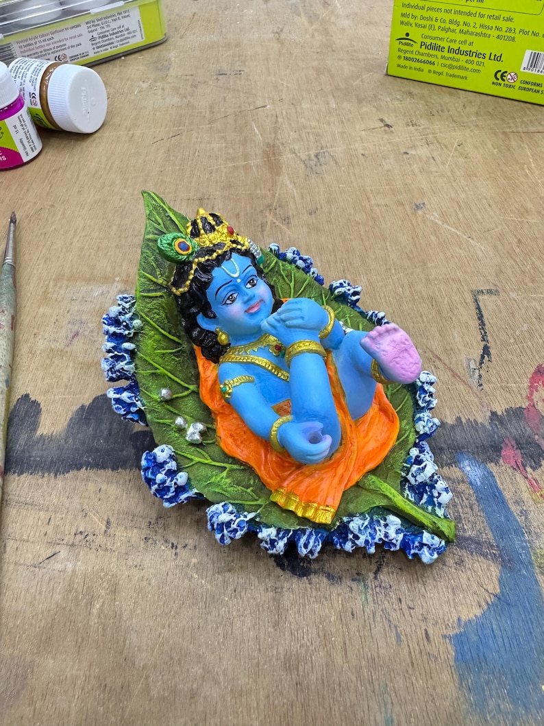 Baby Krishna Idol Floating on Leaves Playing Flute -handpainted-height ...