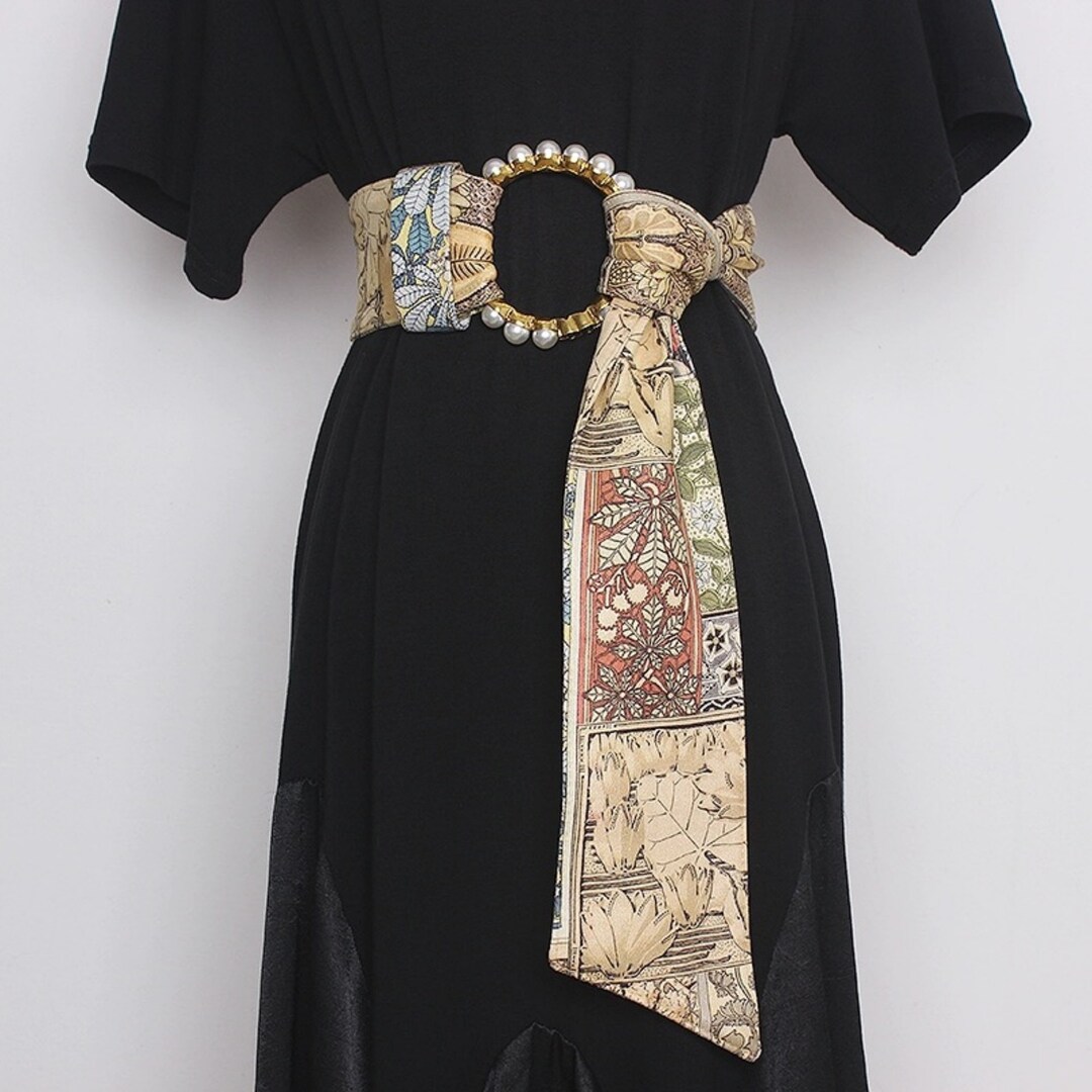 Fabric Belt With Wide Girdle and Decorative Dress Wiess With Skirt and ...