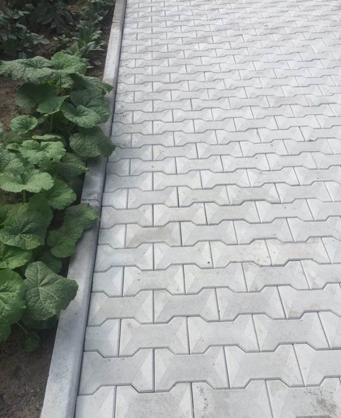 Mold for Concrete Paving Slabs, Stone Pattern, Concrete Garden ...