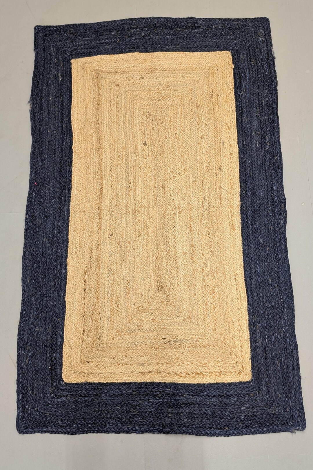 3x5ft Small Scalloped Jute Rug-natural With Navy Border - Perfect for ...
