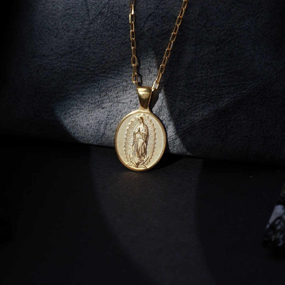 Mother Mary Pendant Necklace in 14K Gold, Virgin Mary Miraculous Medal ...